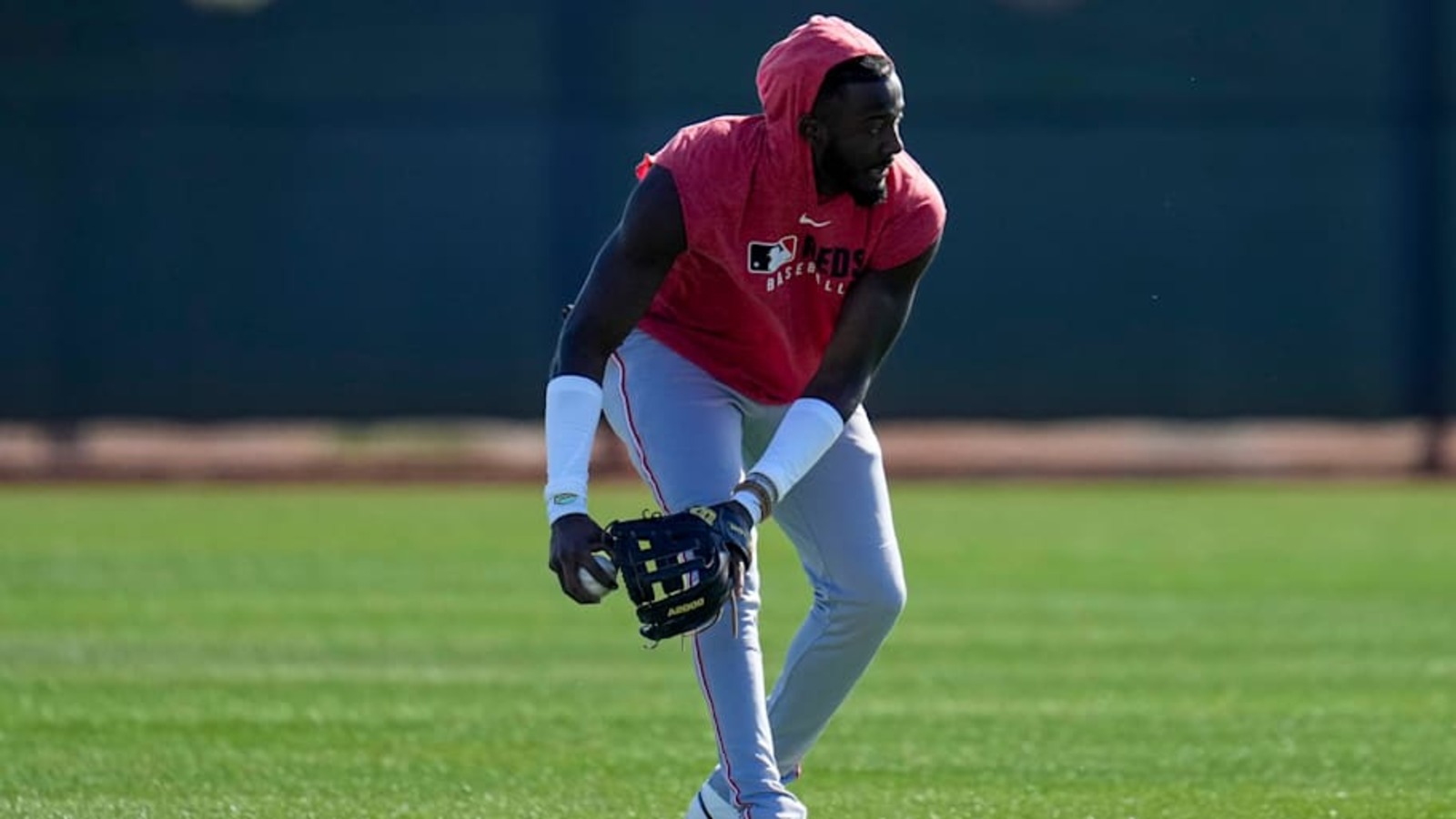Elly De La Cruz Made Big Change, Terry Francona Taking New Approach ...
