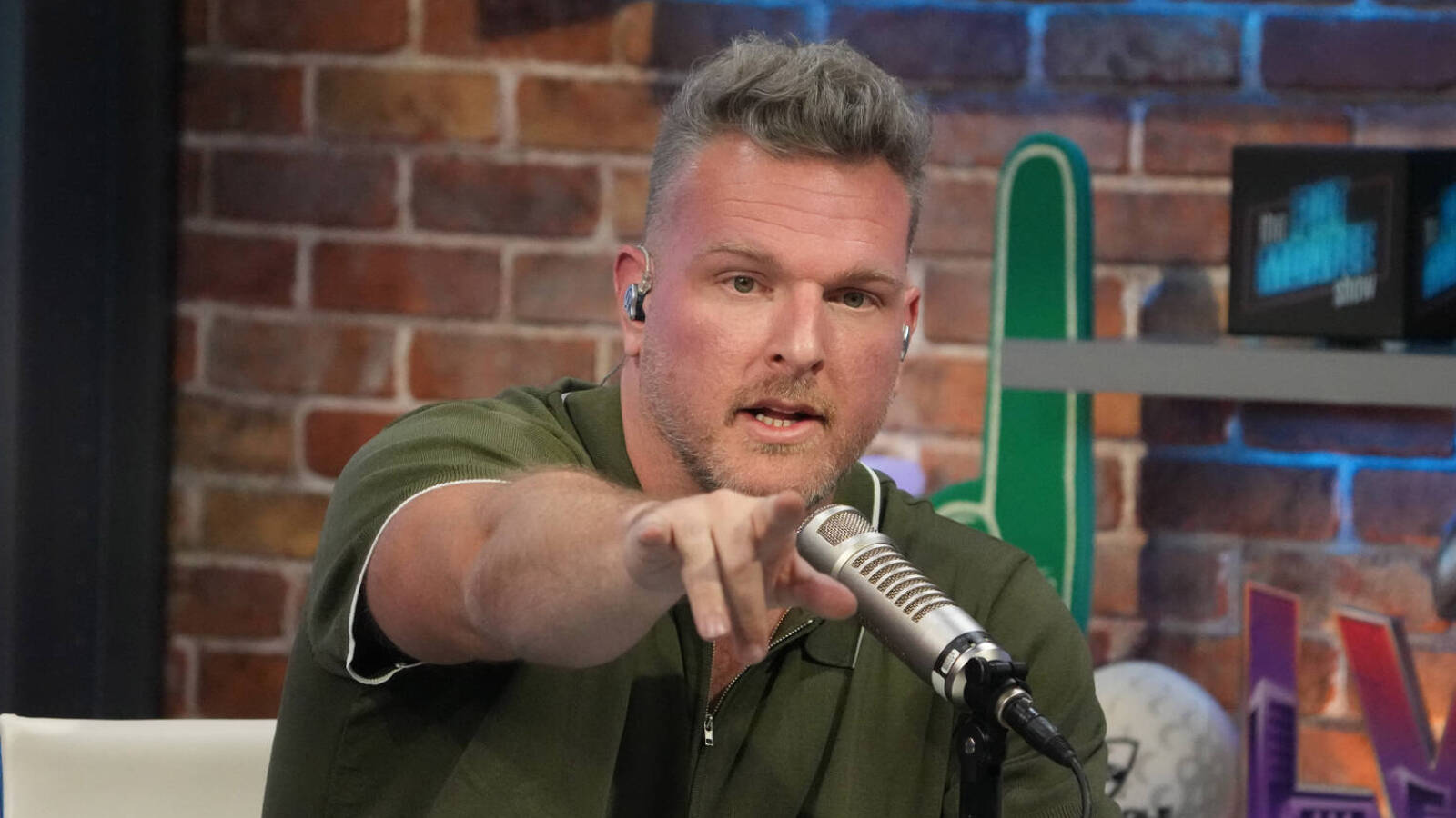 Report: Stephen A. Smith, Pat McAfee had 'explosive argument' | Yardbarker