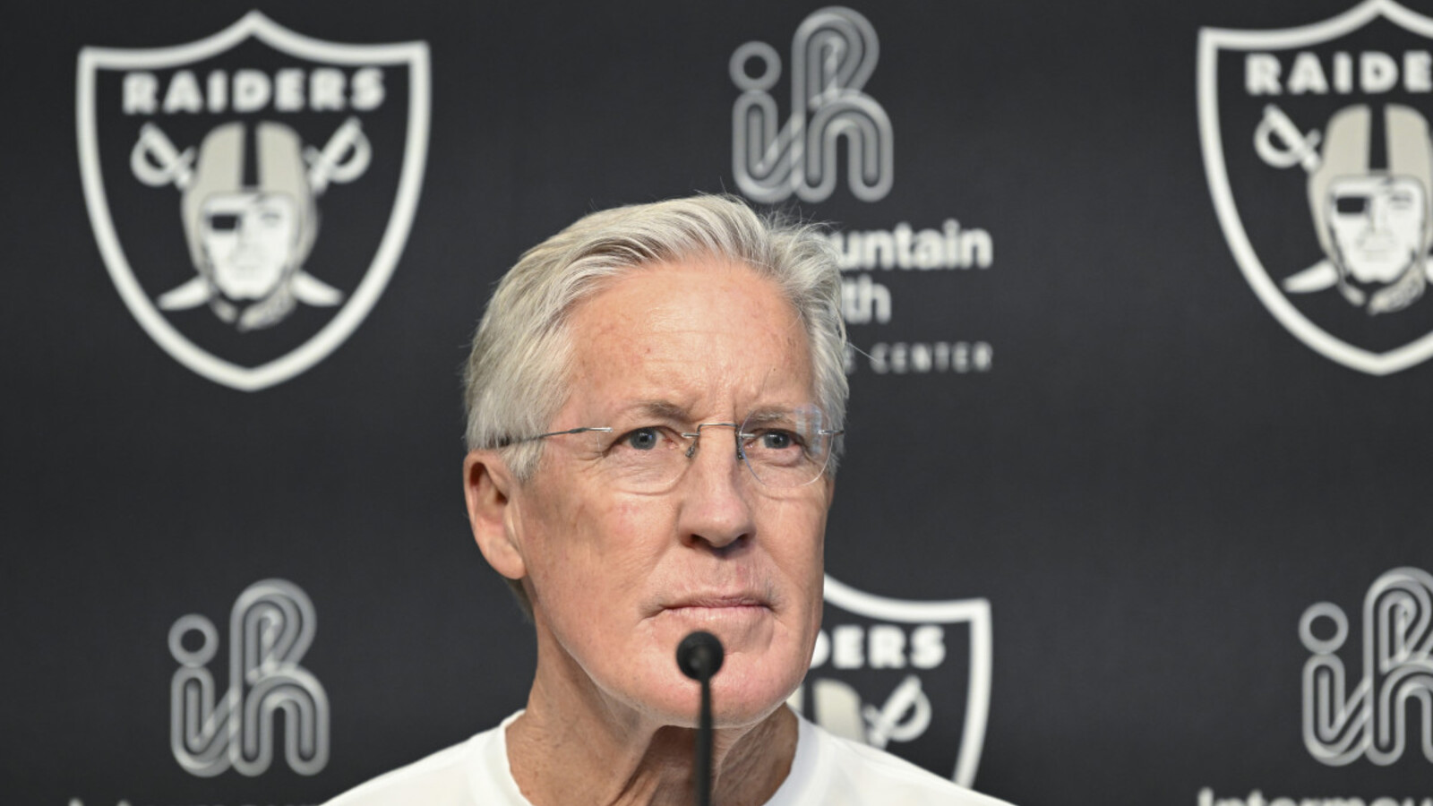 Raiders Miss Out on Former Pro Bowl CB They Hosted on Visit | Yardbarker