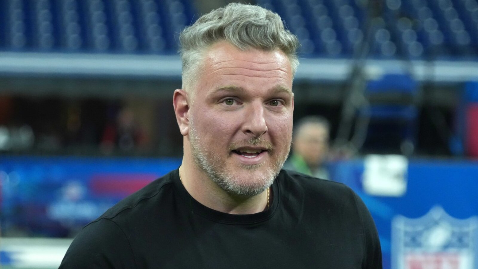 Pat McAfee Takes Off His Clothes In Iconic College GameDay Moment ...