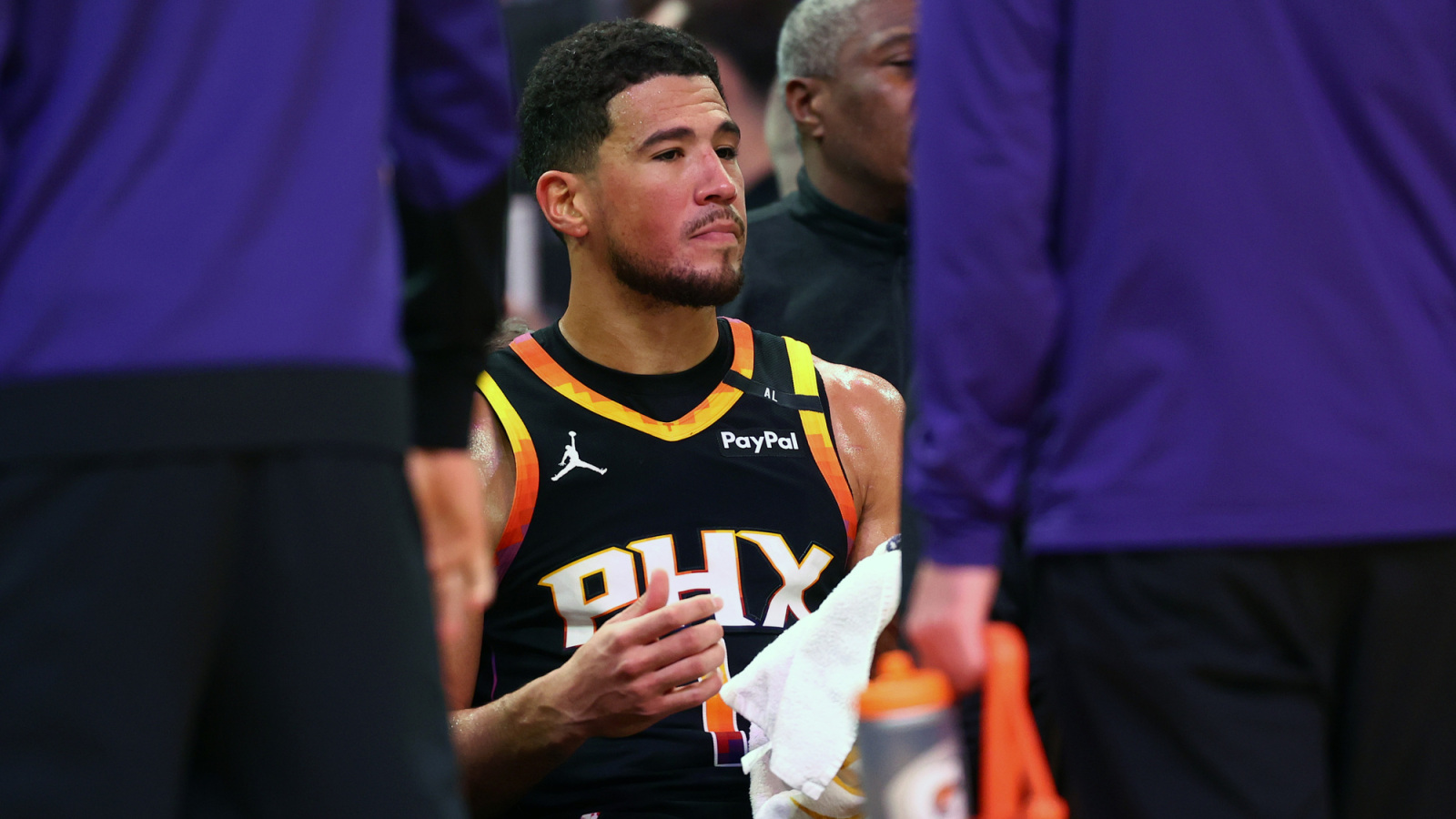 Suns Devin Booker 'stamped' Jordan Ott to be next head coach | Yardbarker