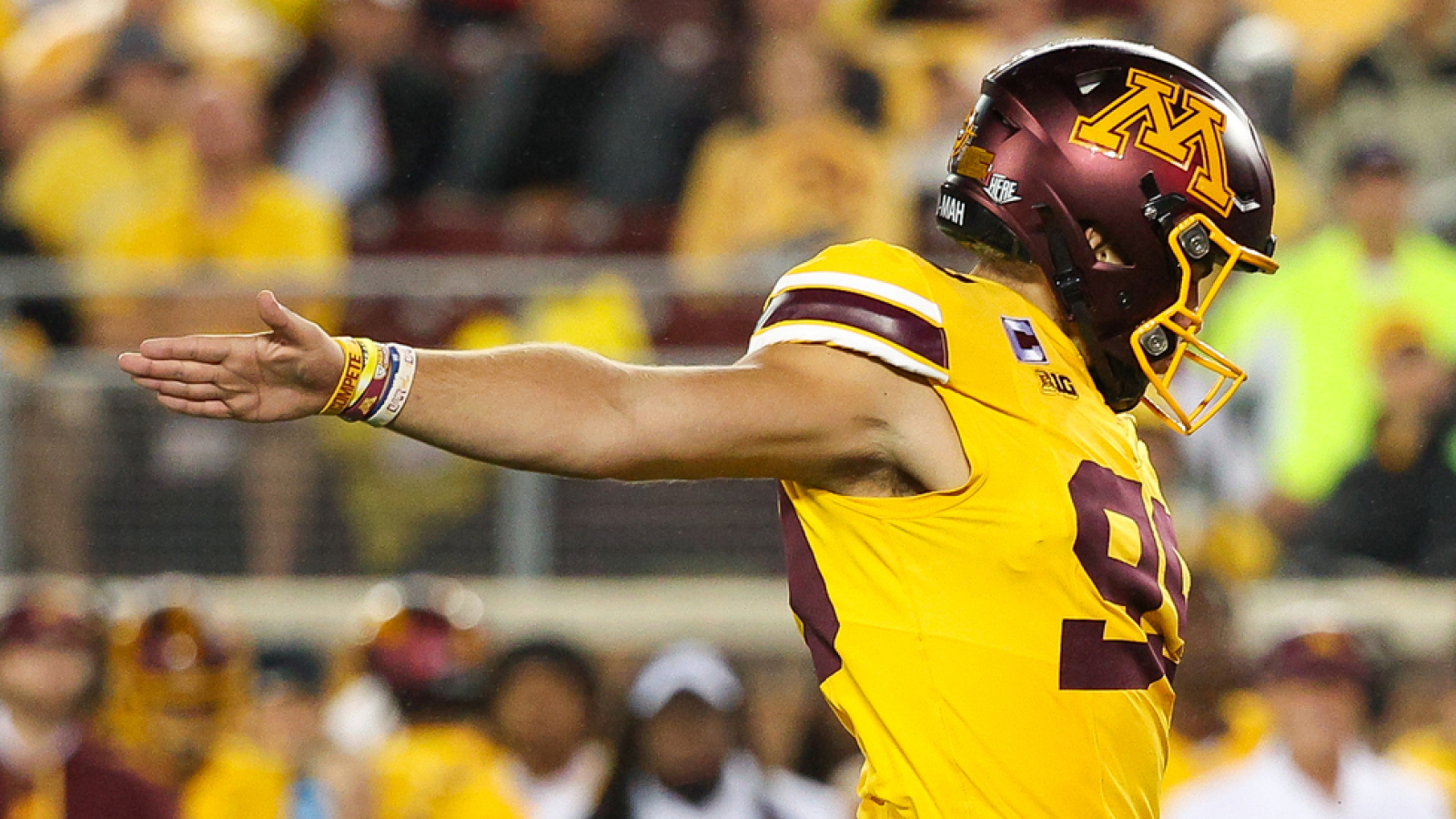 Watch: Minnesota made embarrassing blunder after missing game-winning ...