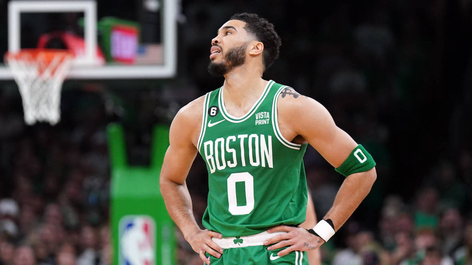 Celtics star Jayson Tatum opted against wrist surgery | Yardbarker