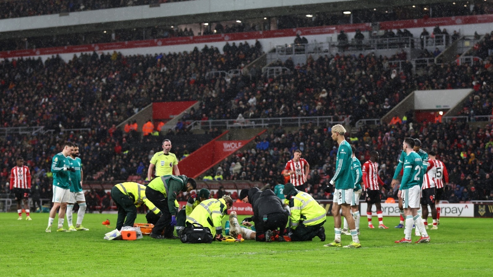 Lewis Steele praises ‘really classy’ gesture from Sunderland fans ...