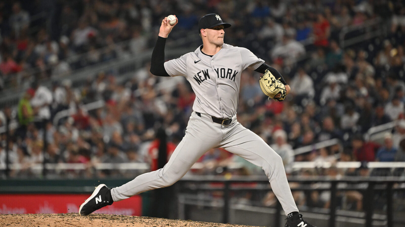 Injured Yankees reliever could return with deep playoff run | Yardbarker