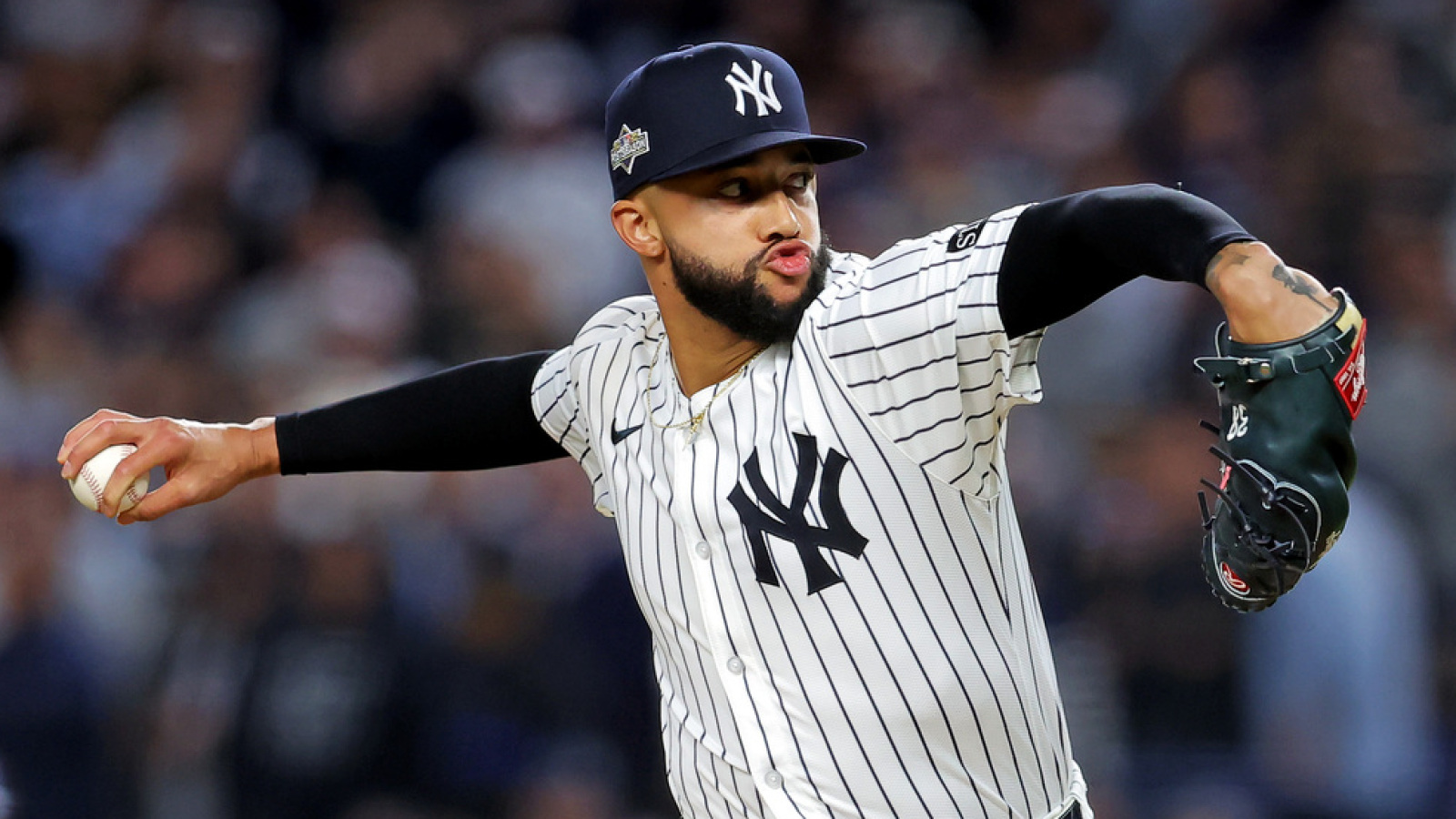 A third of MLB teams have reportedly contacted this free-agent reliever ...