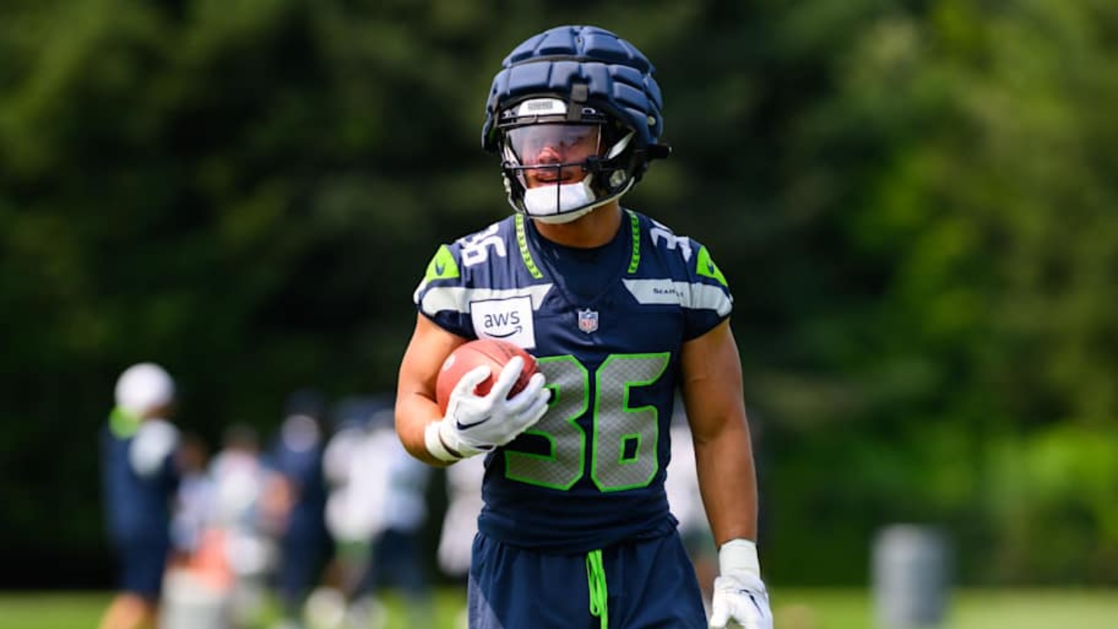 Seahawks Elevate RB George Holani to Face Packers on SNF | Yardbarker