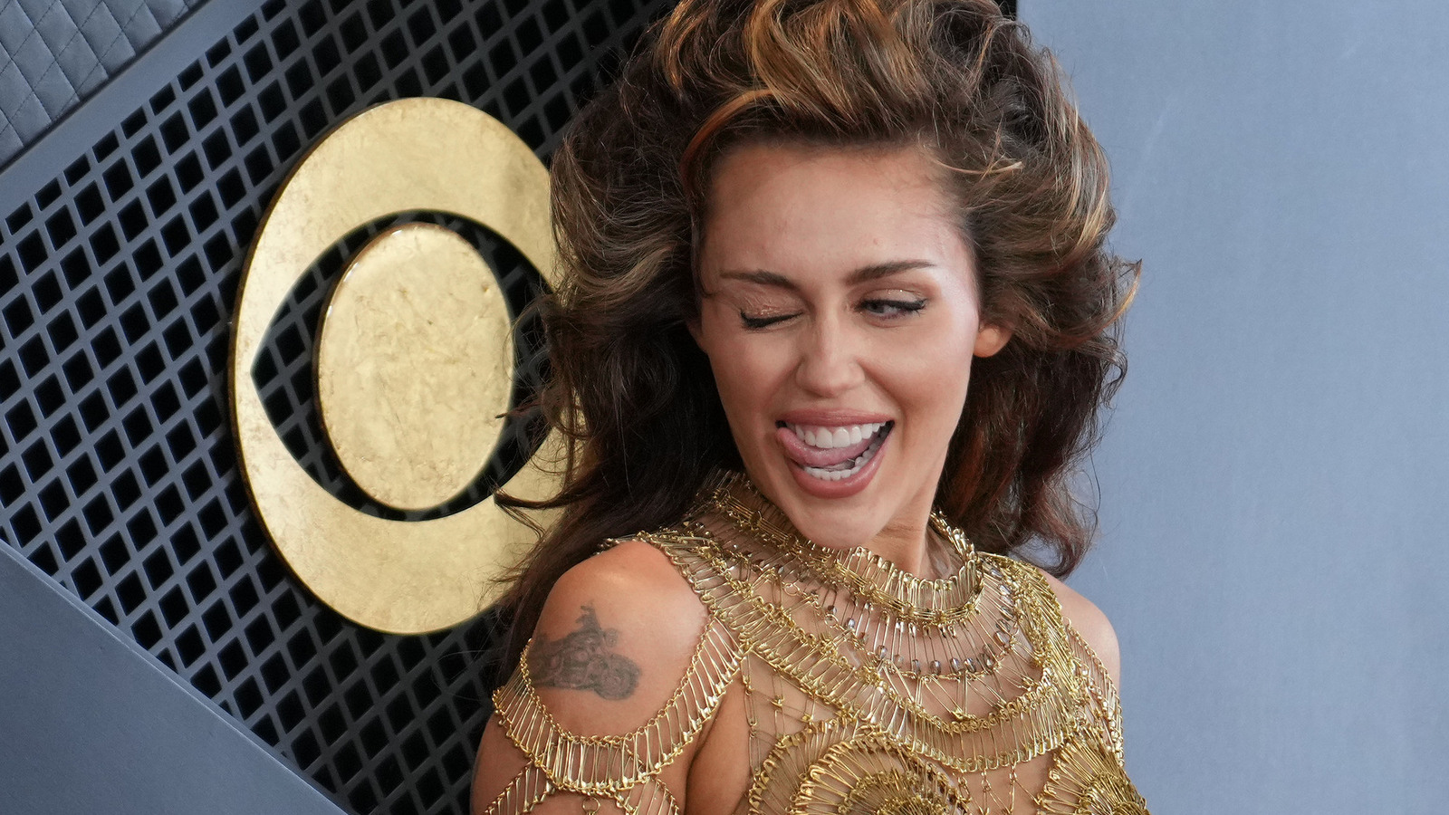 20 famous songs that were originally penned by other artists | Yardbarker