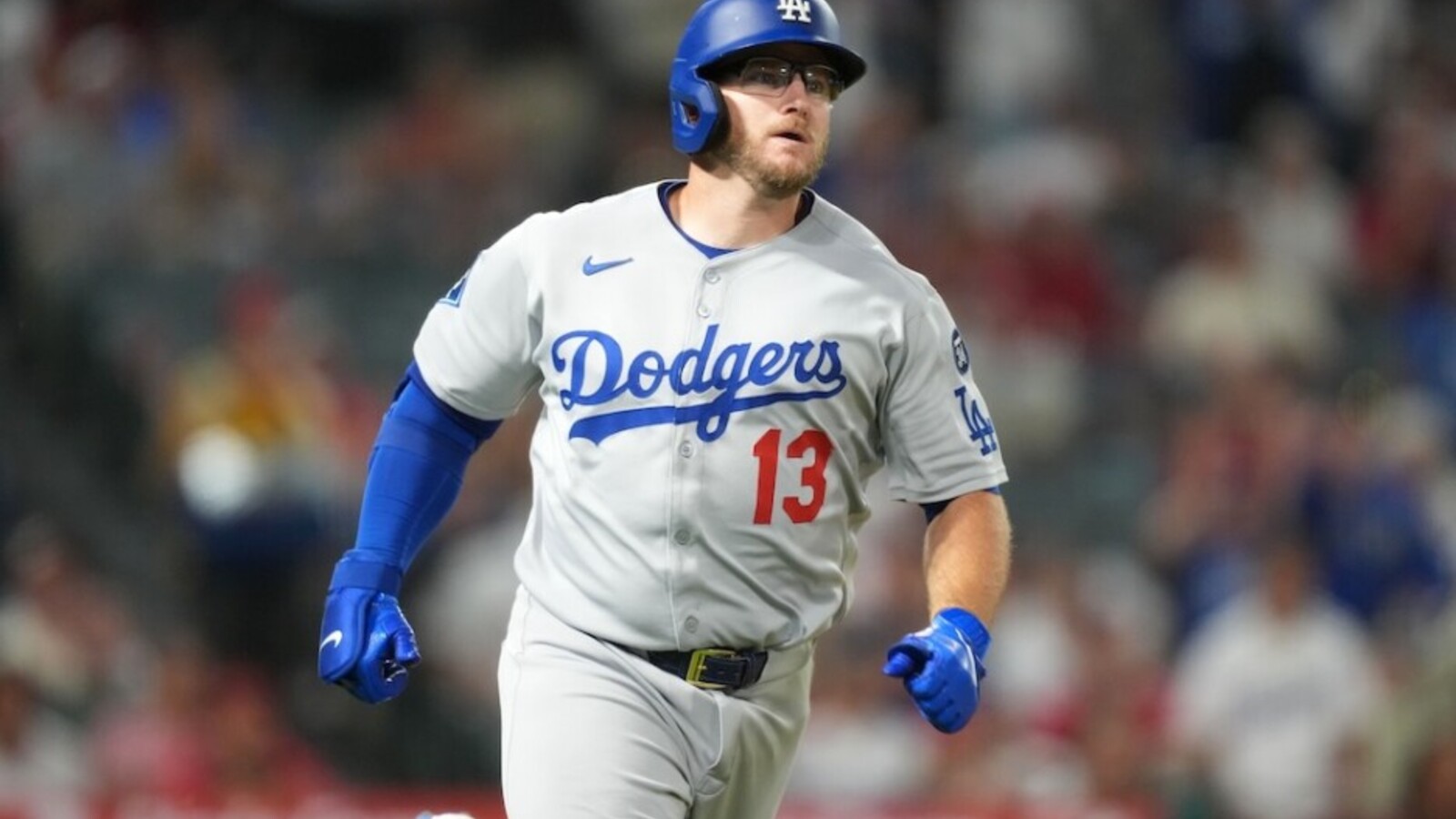 Max Muncy’s Expected Return Delayed Due To Illness | Yardbarker
