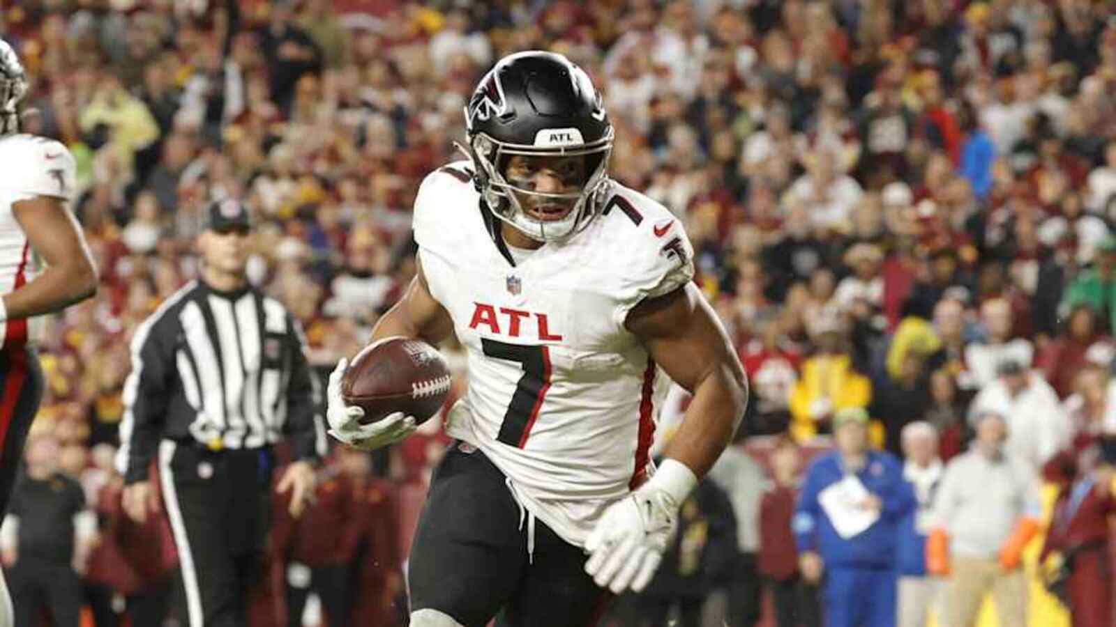 Atlanta Falcons are a Surprising Top 5 on Exclusive PFF List | Yardbarker