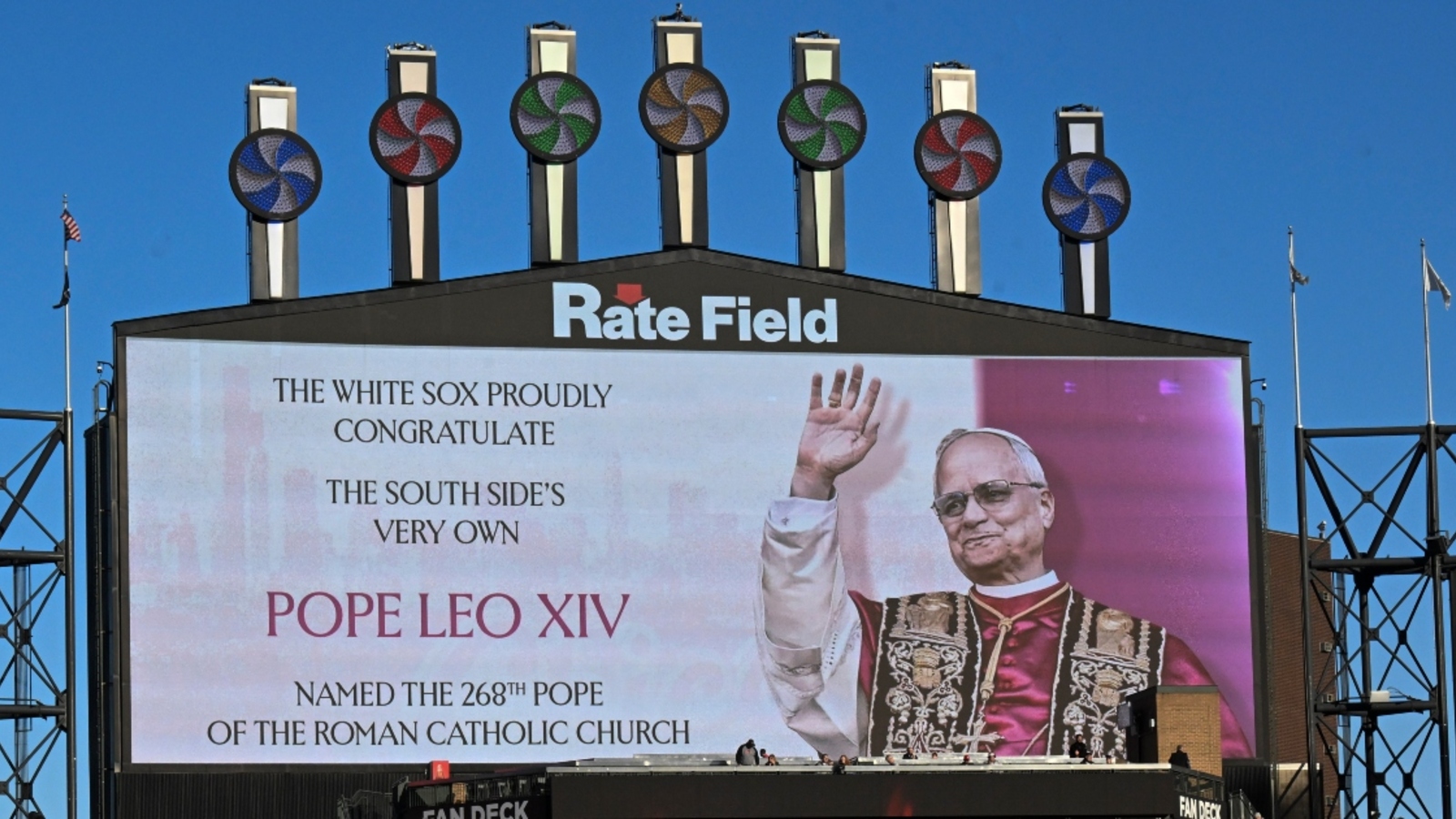 Pope Leo XIV rocks Chicago White Sox hat at Vatican | Yardbarker