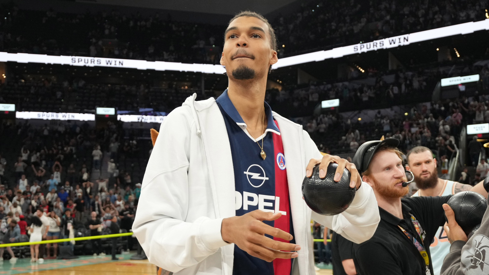 Victor Wembanyama Reacts To The Spurs Fan Base Ranking As The Least ...