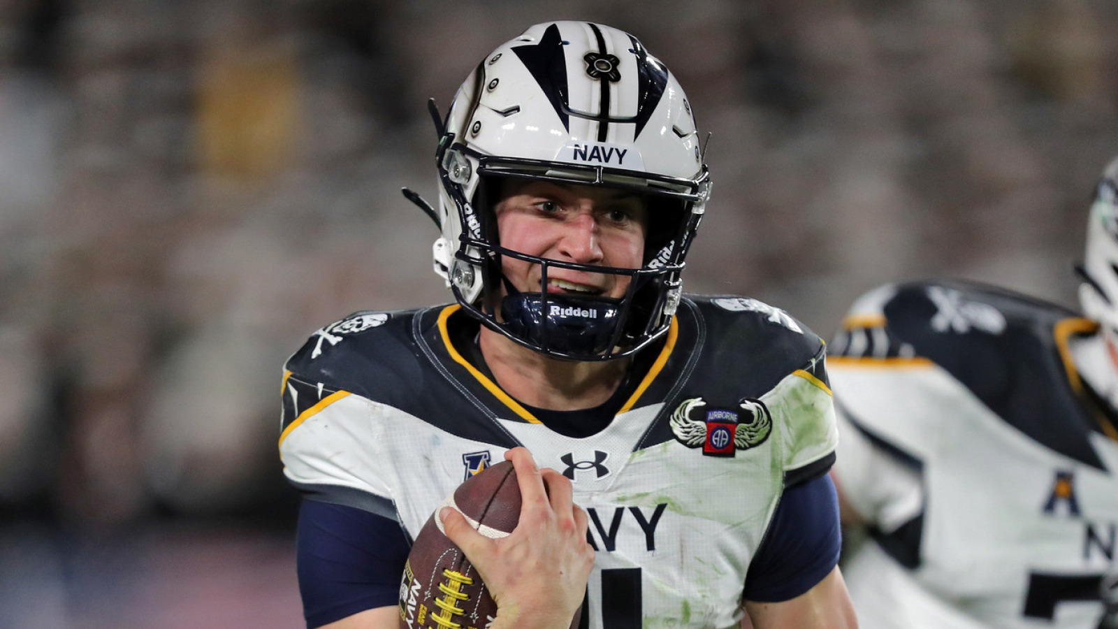 Watch: Navy QB Blake Horvath wows with incredible run in Armed Forces ...