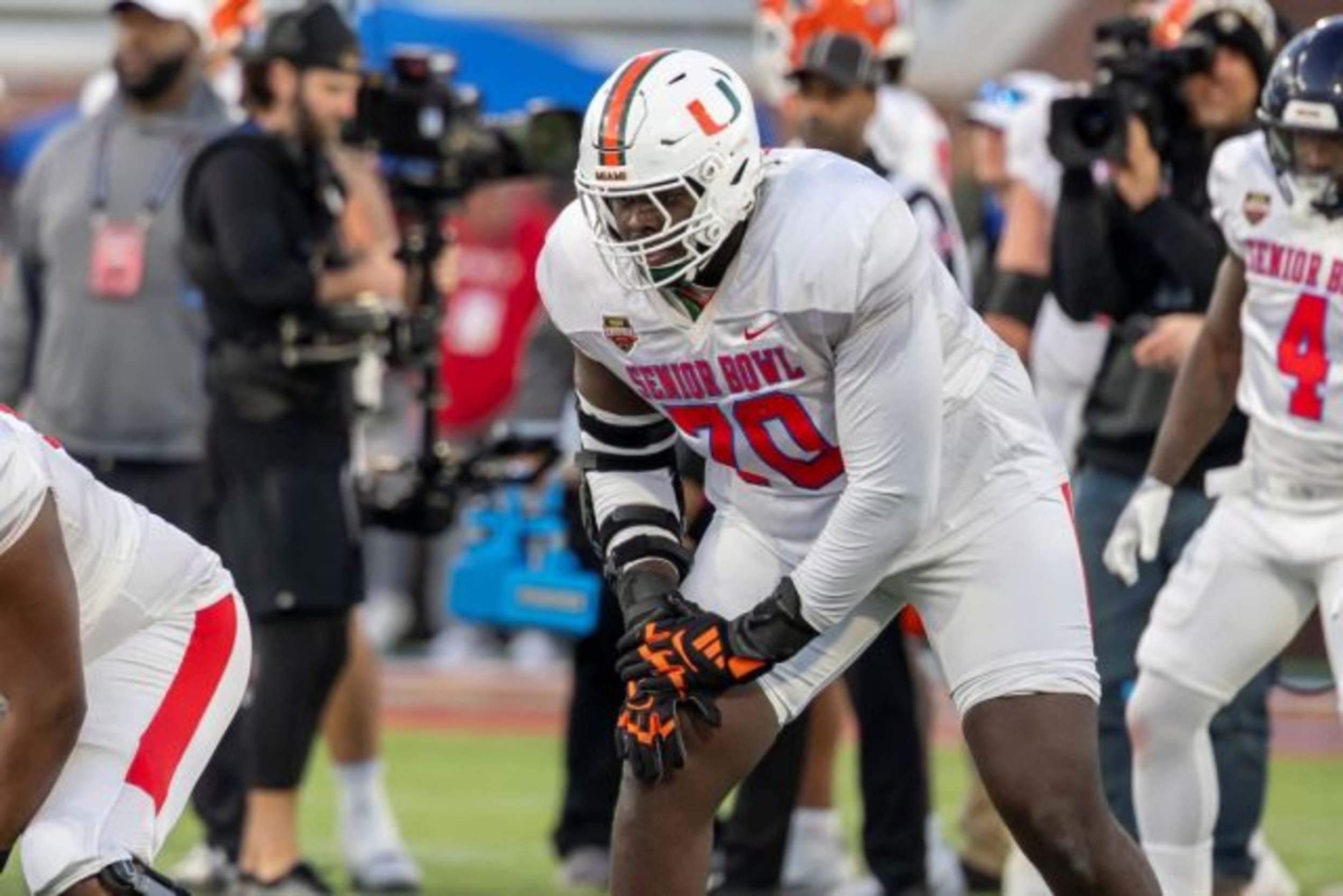 Las Vegas Raiders 2026 Mock Draft: Full 7-Round Picks & Analysis ...