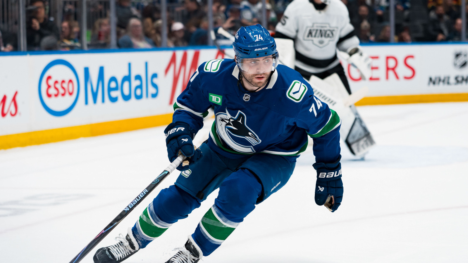 Homecoming Angle Emerges as Oilers Frontrunner for Canucks Forward ...