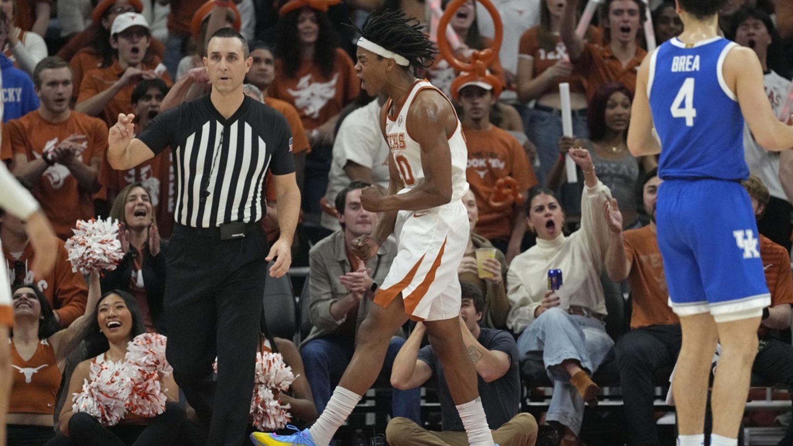 Cue the Spider-Man meme: Arkansas, Texas meet with matching records ...
