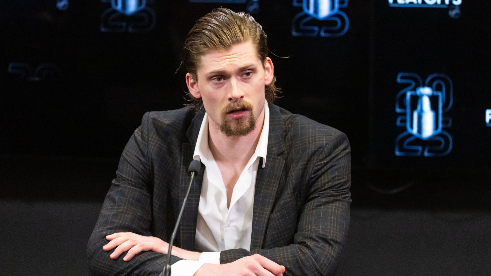 The Maple Leafs take a commanding 3-0 series lead with Simon Benoit’s ...