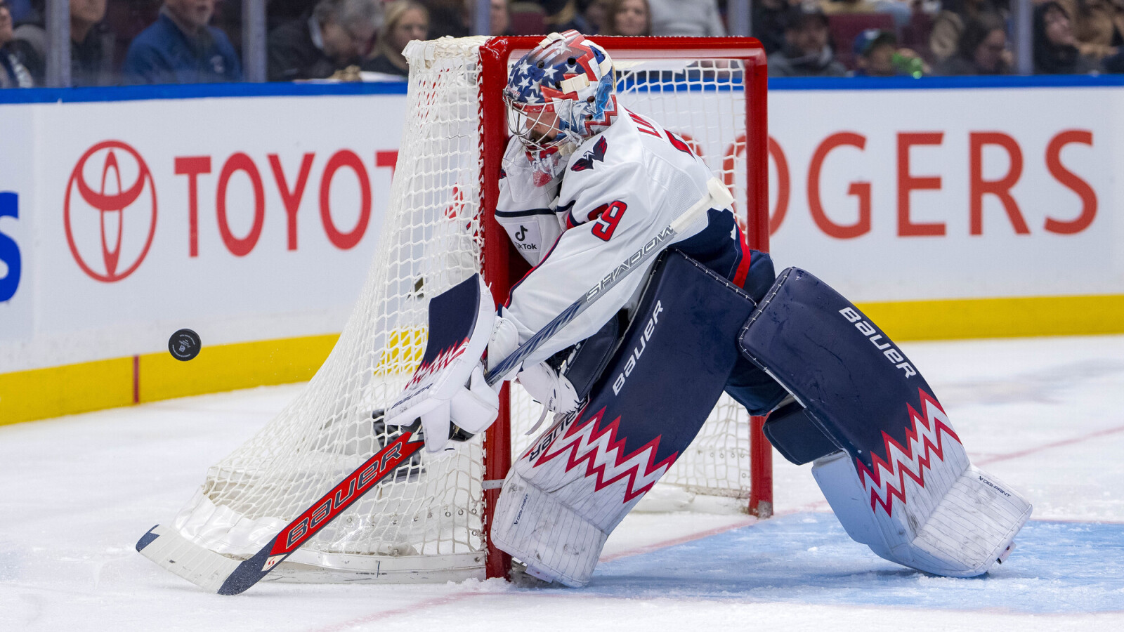 Watch: Capitals goalie had the most ridiculous save of the year ...
