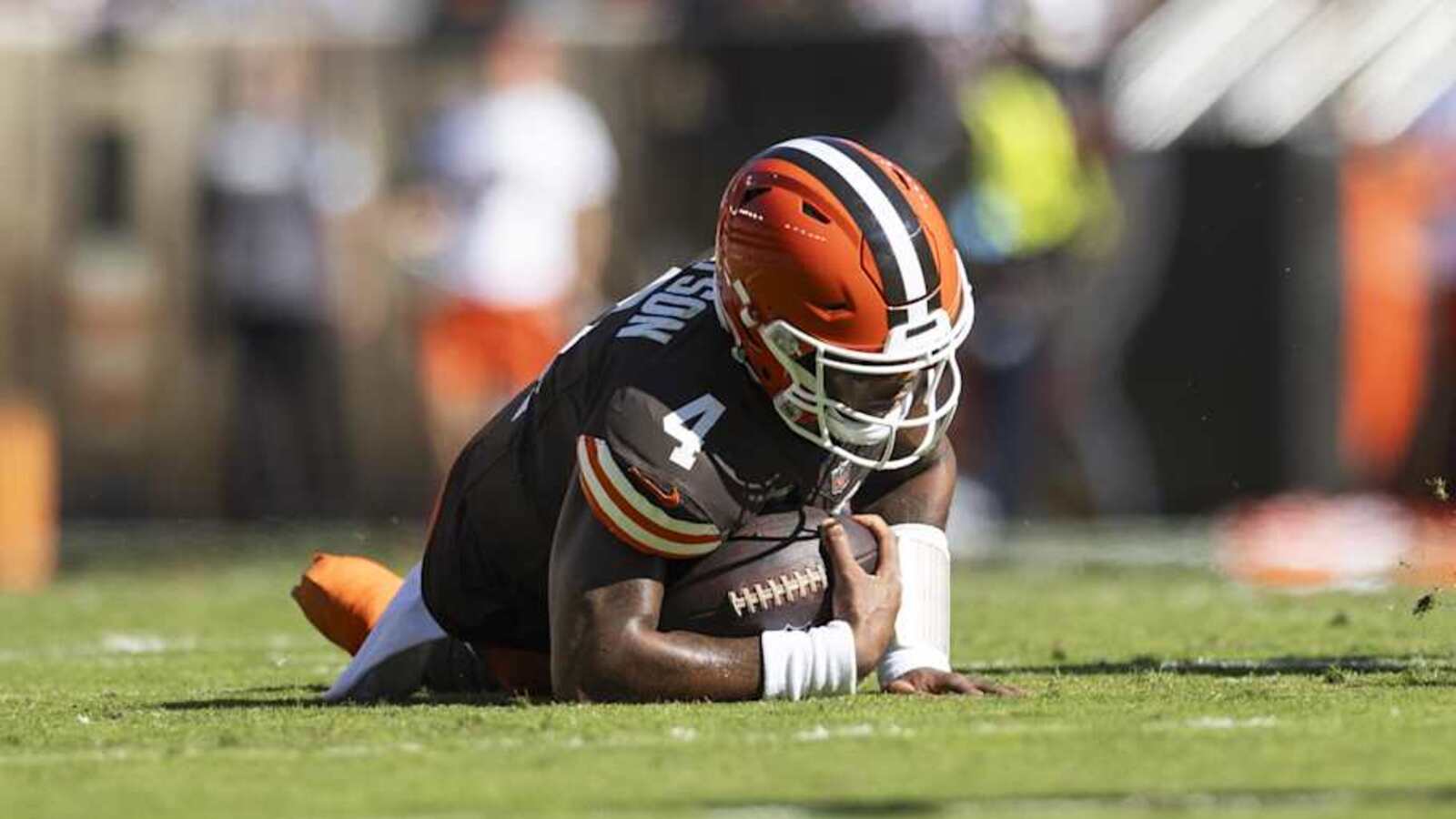 Former Browns player gives bold prediction on return of Deshaun Watson ...