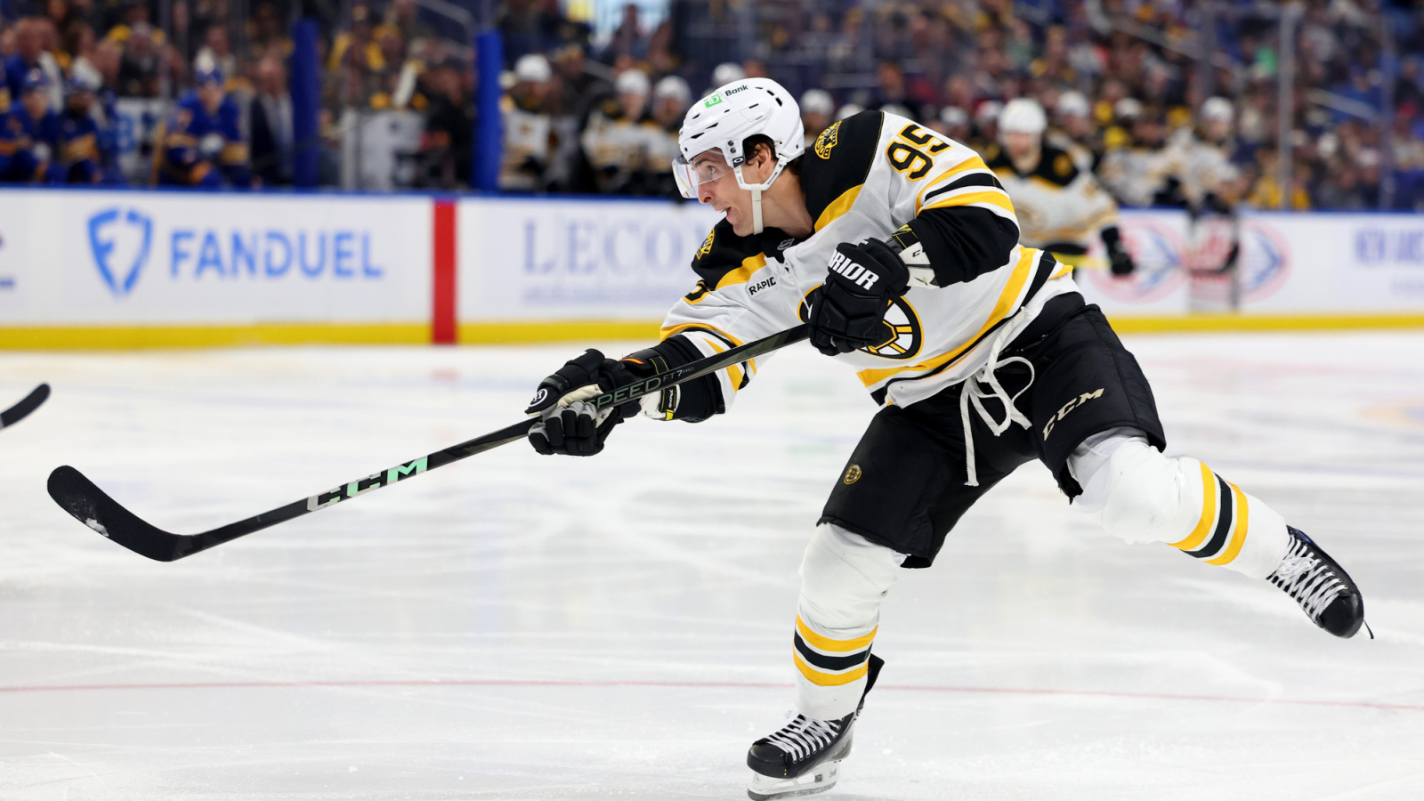 Melek azadsex go see her more as looks than the service.