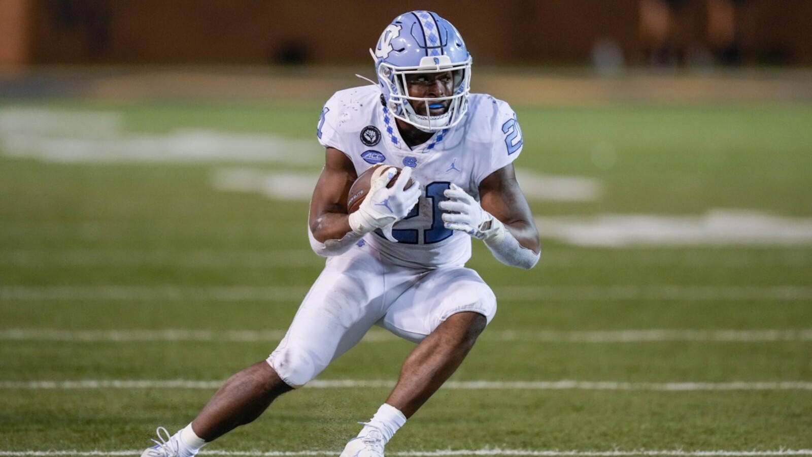 Indiana Lands North Carolina Running Back Transfer Elijah Green ...