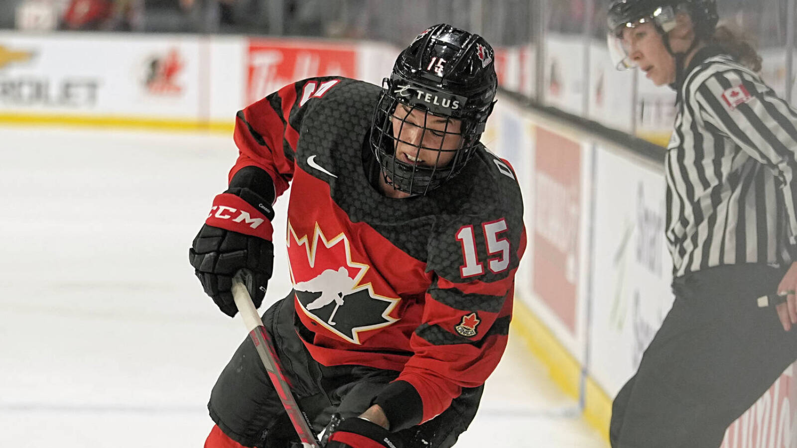 In Hainsight: The Story Behind Melodie Daoust’s Return | Yardbarker