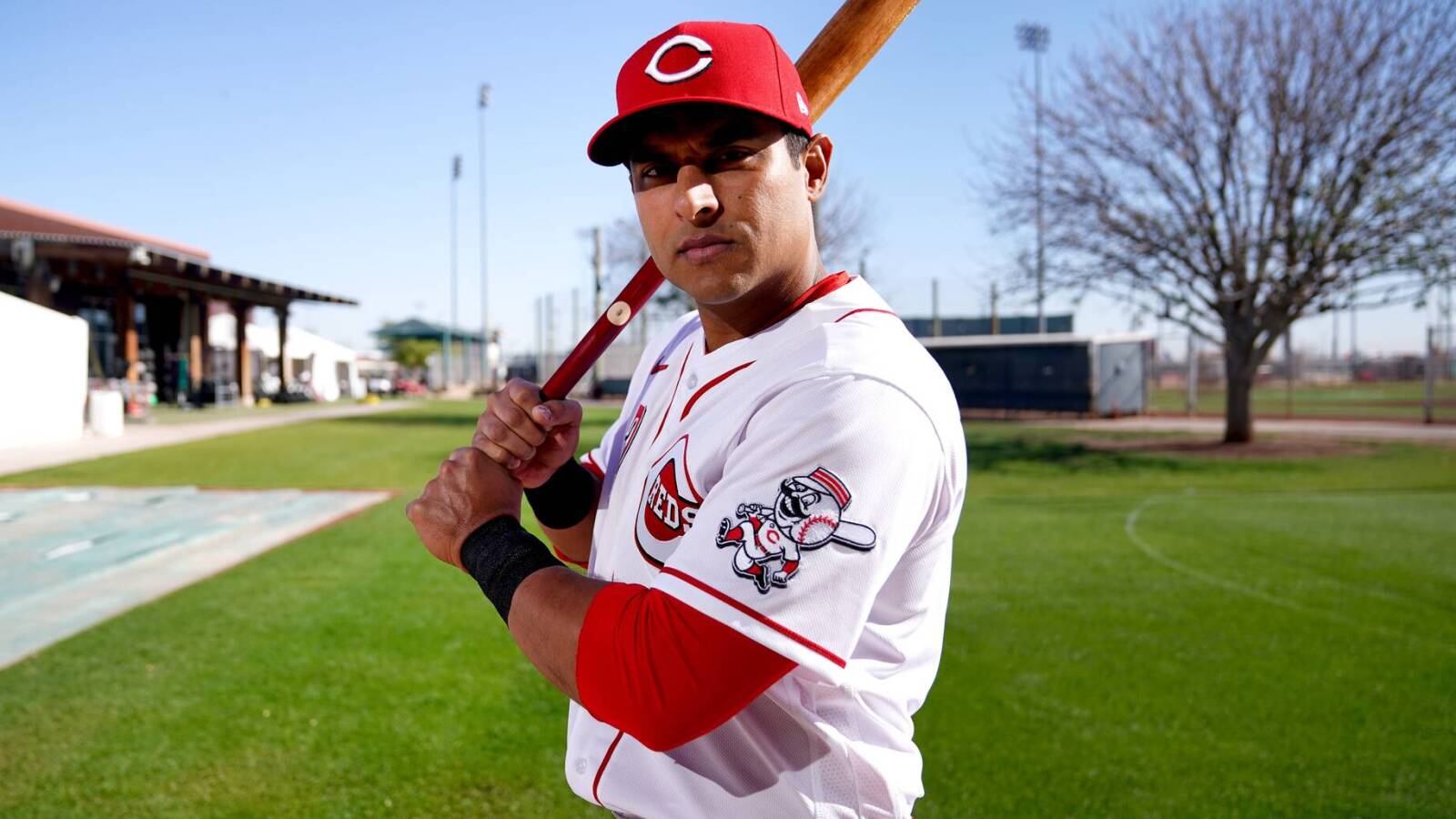 Reds activate Donovan Solano from IL | Yardbarker