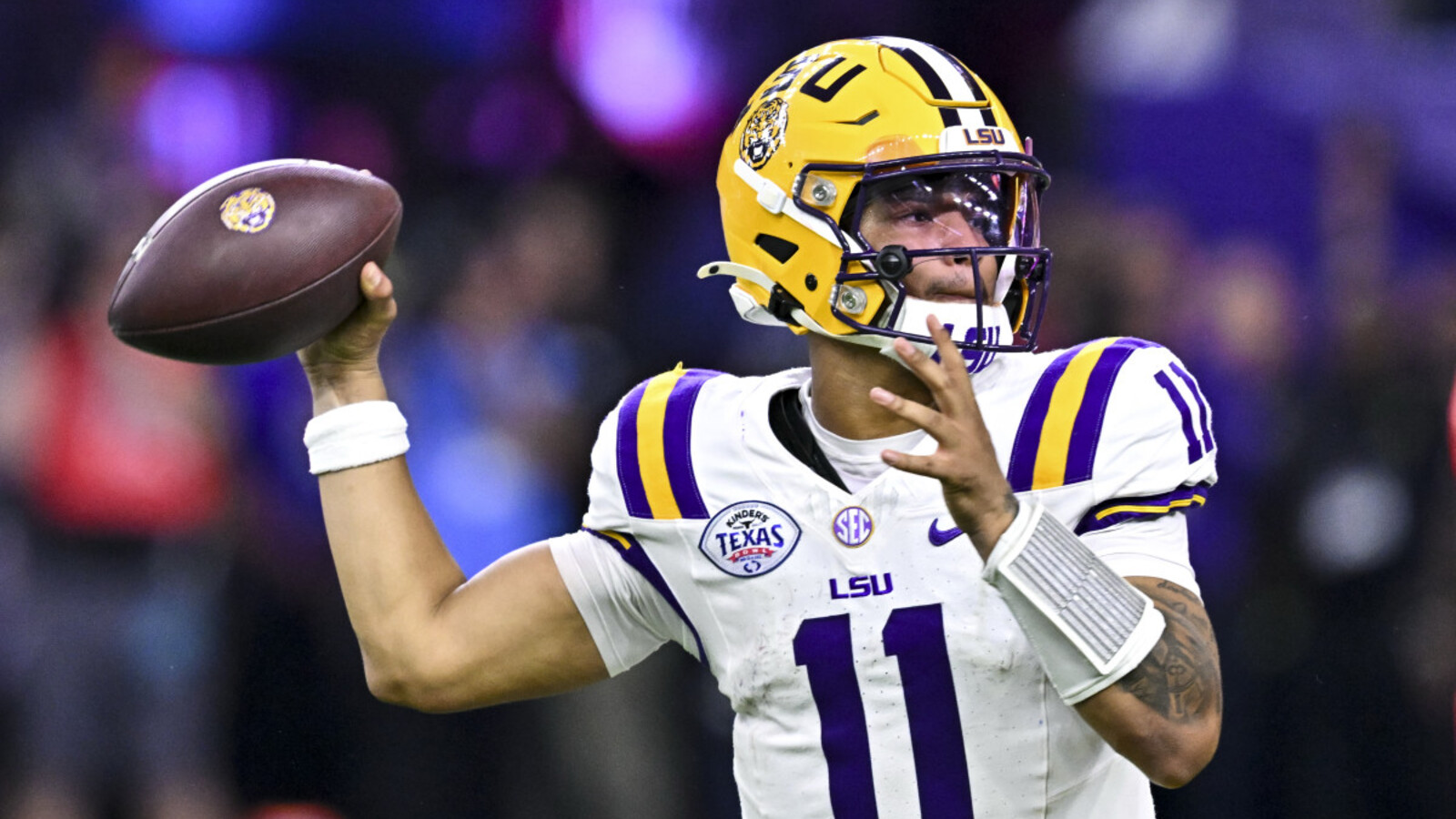 LSU Announces Change to Iconic College Football Uniforms | Yardbarker