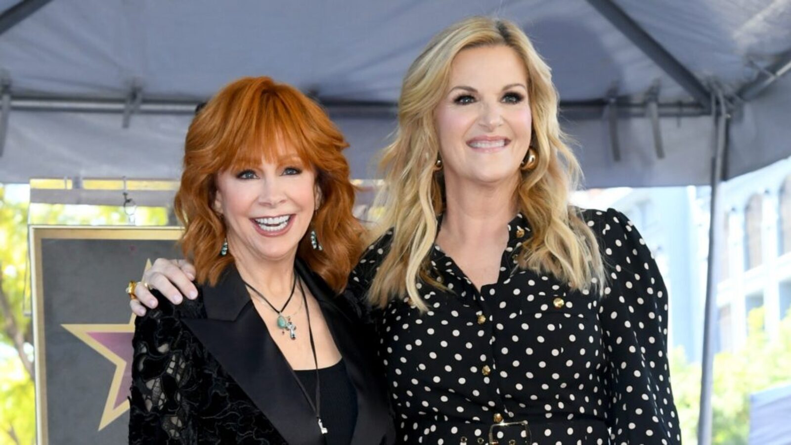 Trisha Yearwood & Reba McEntire Get Candid About Their Long-Lasting ...