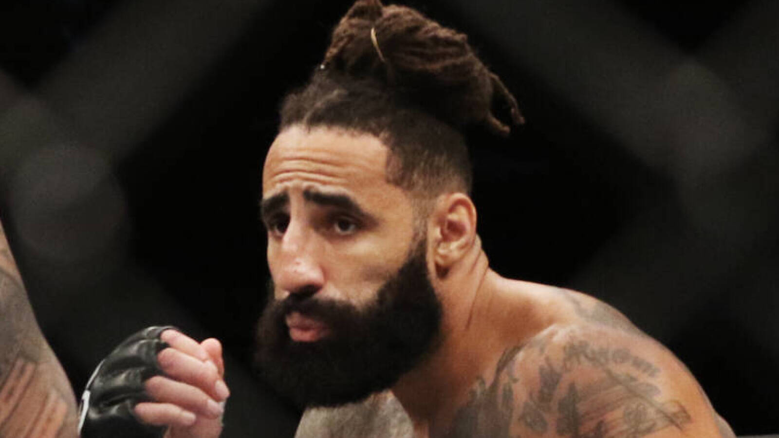 How Should Austen Lane Prepare for Saturday? | Yardbarker