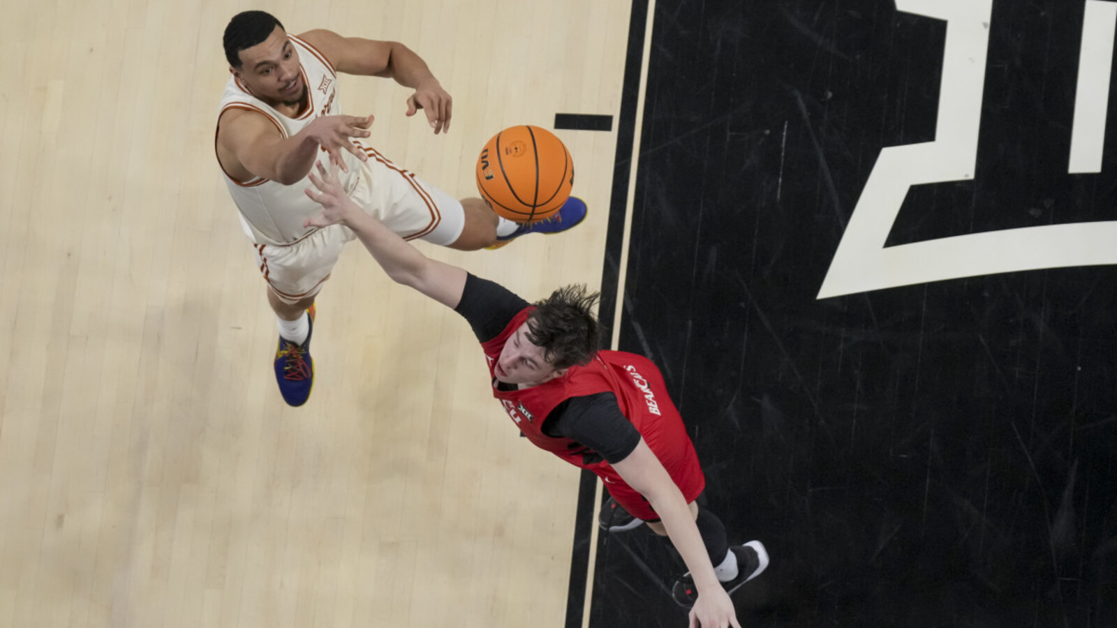 Disu Scores Career-High, Abmas Hits Game Winner to Lead Texas Past ...