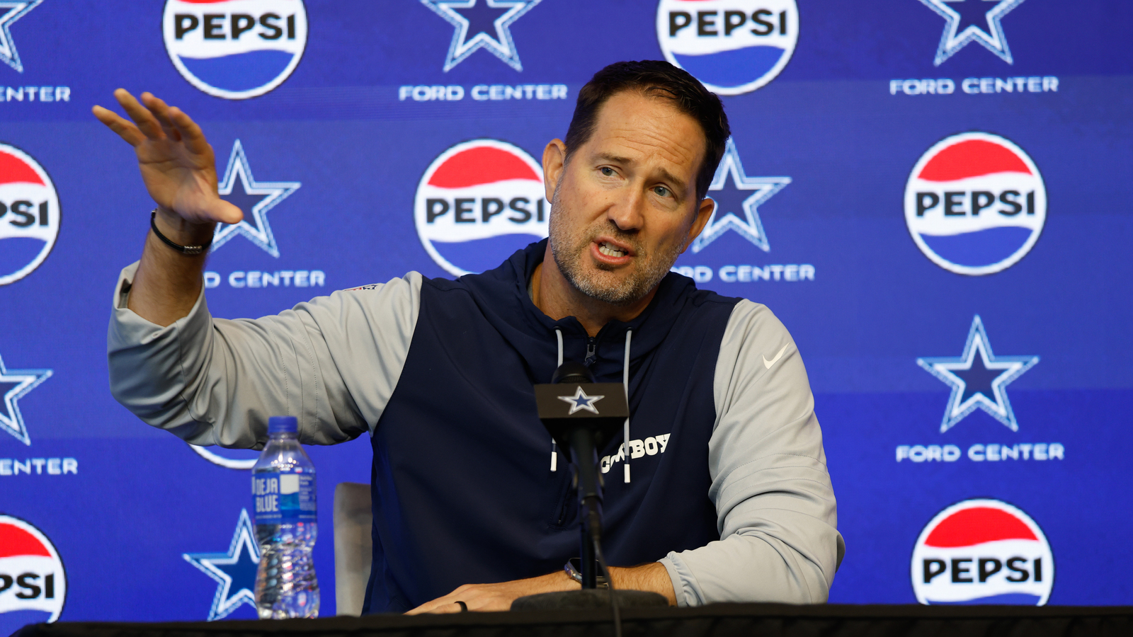 Sophioshhh 777 porn she is definitely not in her youth and