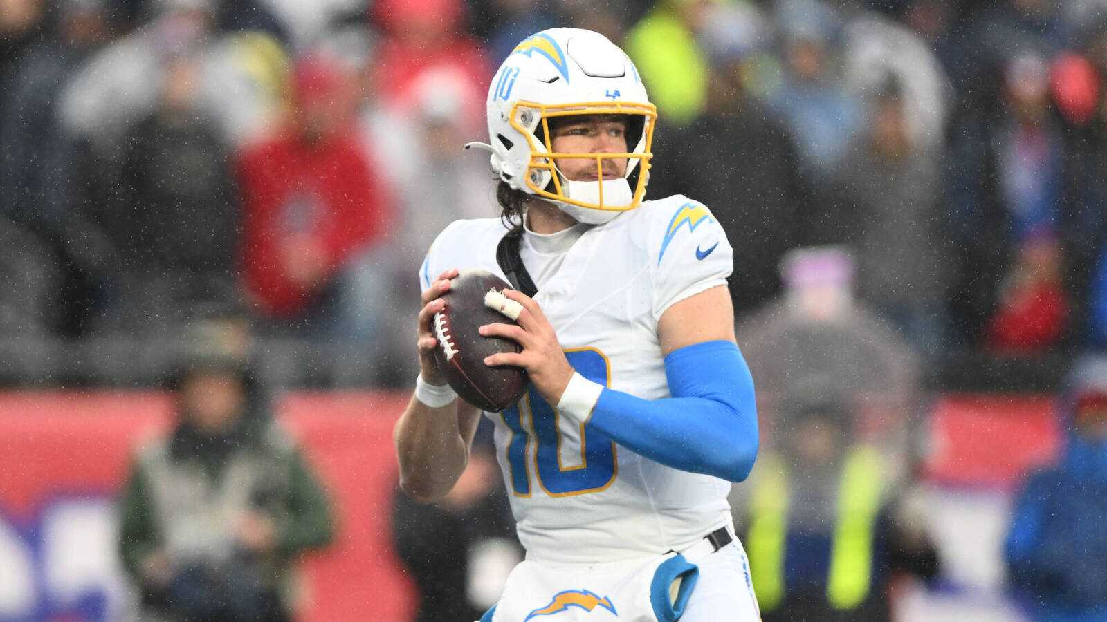 Former QB believes Chargers' Herbert will reach next level under Harbaugh | Yardbarker