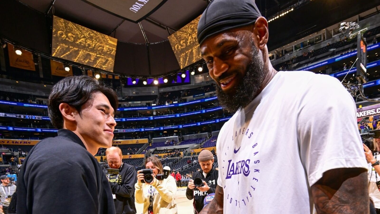 Watch: Dodgers Pitcher Roki Sasaki Meets LeBron James & Rui Hachimura ...