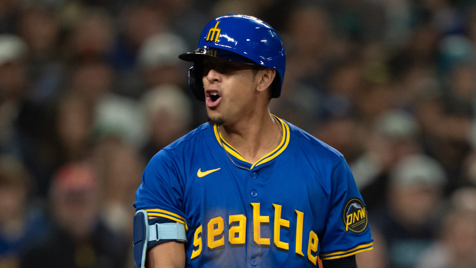 Cubs among multiple teams interested in Josh Rojas | Yardbarker