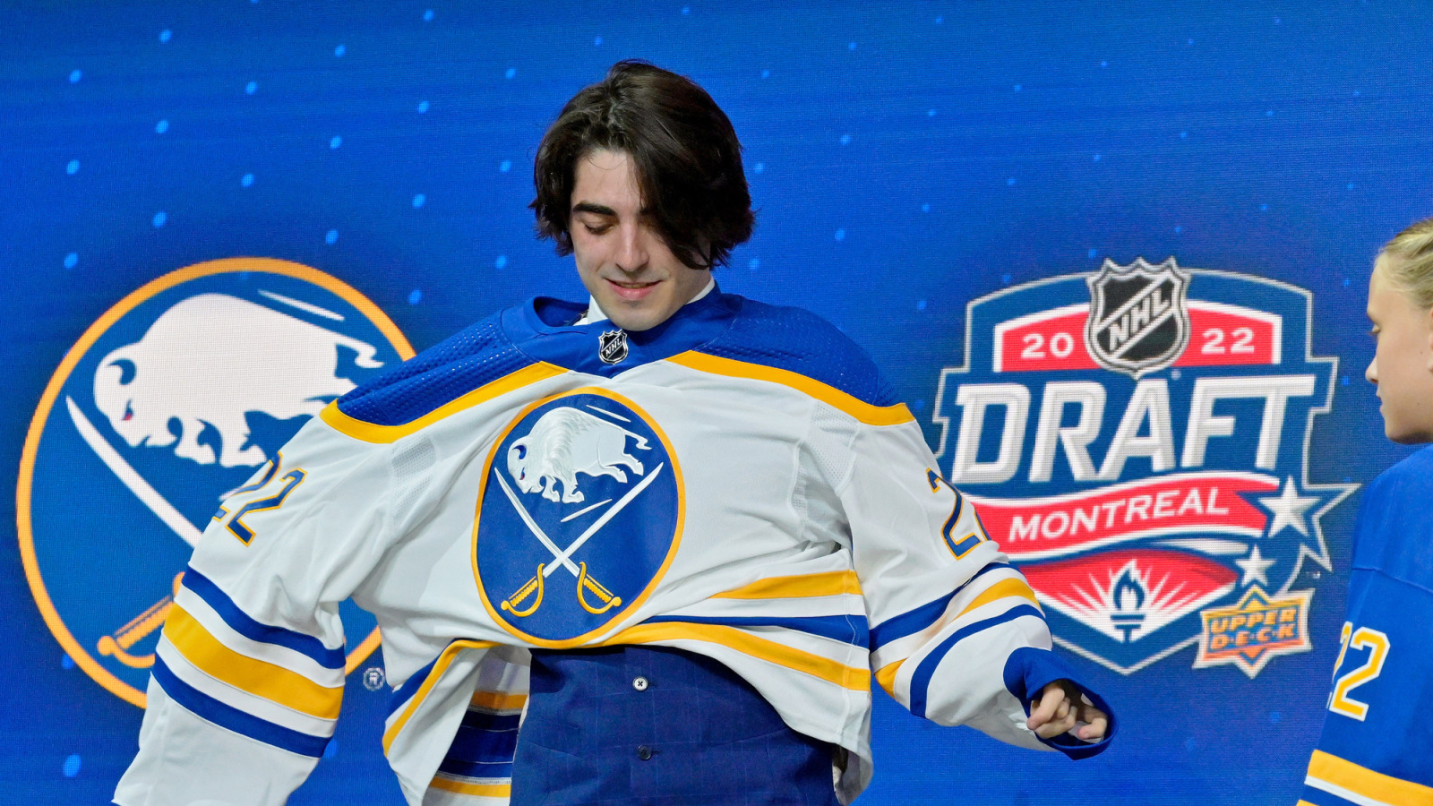 Oilers insider hints roster move is coming for top prospect Matthew ...