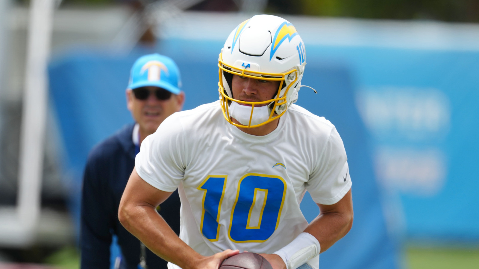 Chargers HC Jim Harbaugh provides update on Justin Herbert | Yardbarker