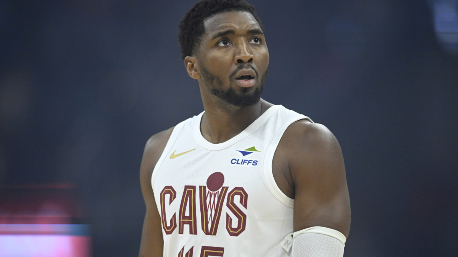 Donovan Mitchell Sends Message to James Harden After Cavaliers-Clippers ...