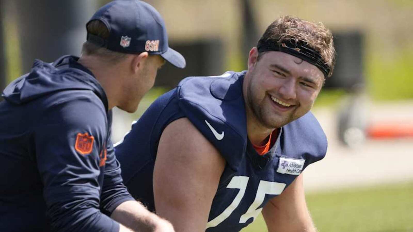 With Braxton Jones uncertain, Chicago Bears' left tackle race is wide ...