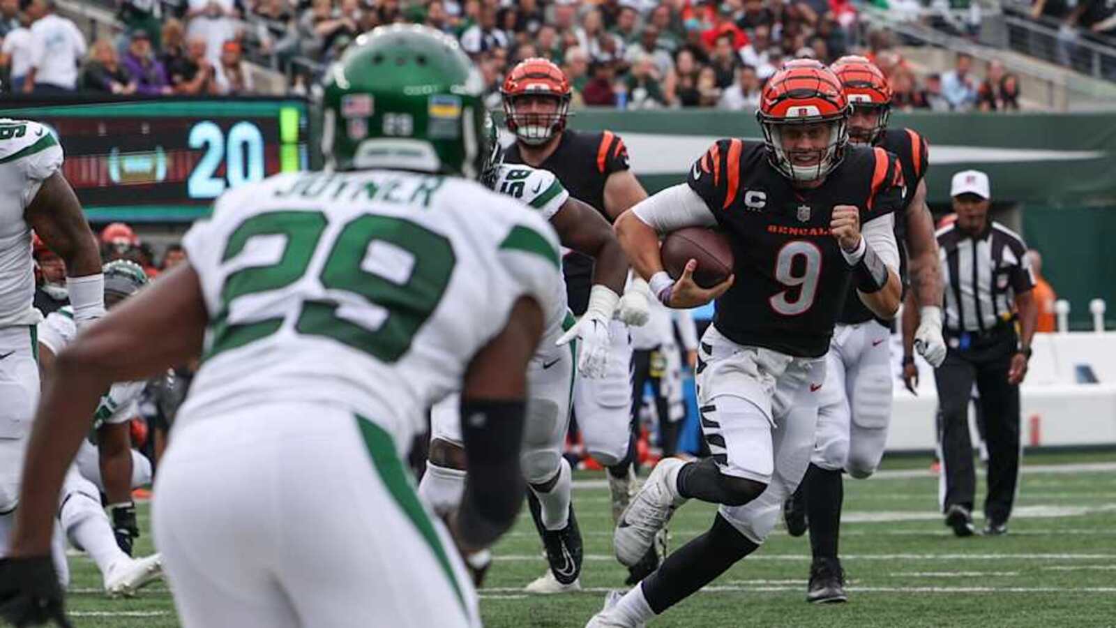 NFL Insider Discusses QB Trade Arms Race That Could Involve Joe Burrow ...