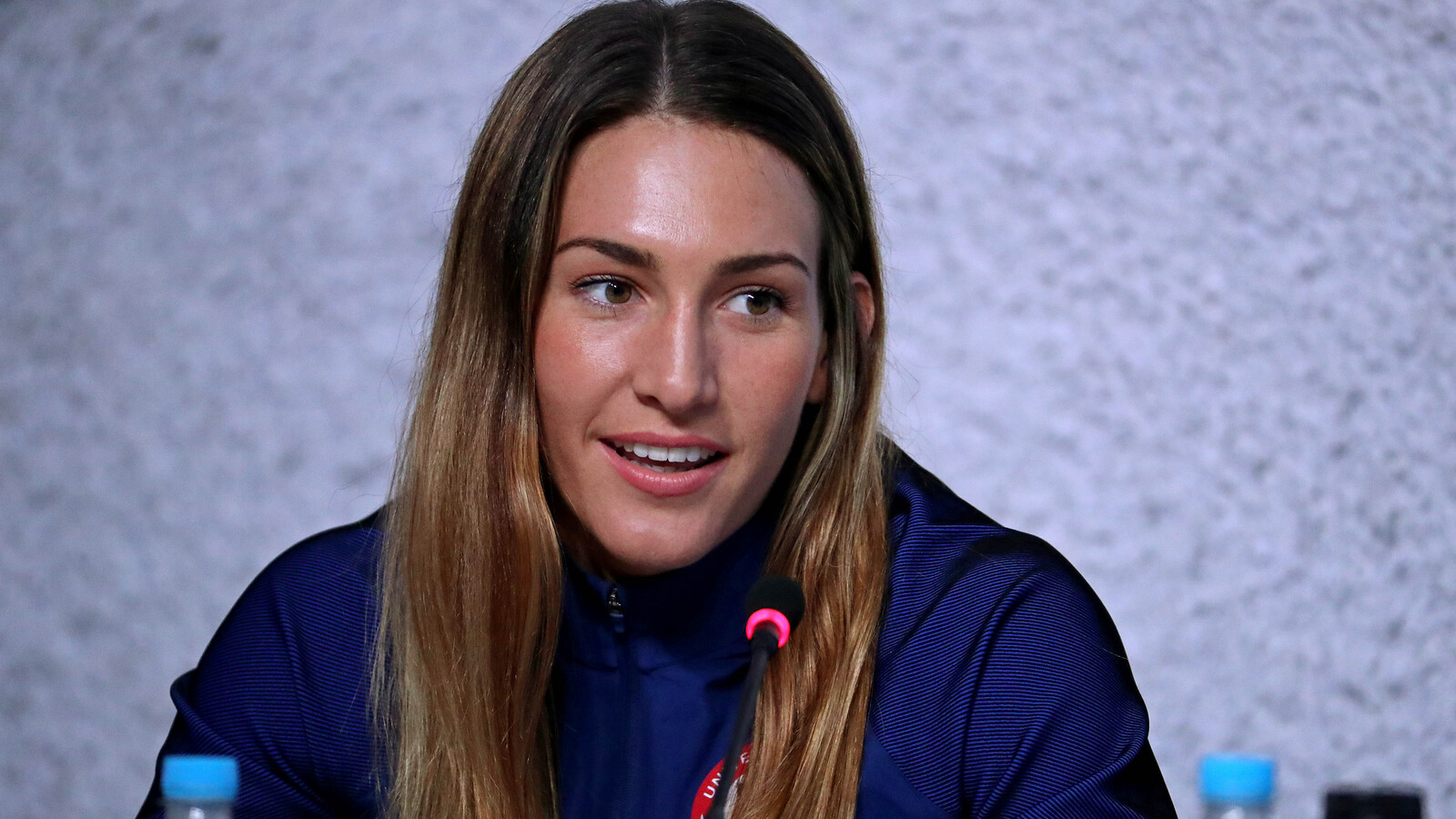 Offer Made For Lauren Price Vs. Mikaela Mayer Undisputed Fight | Yardbarker