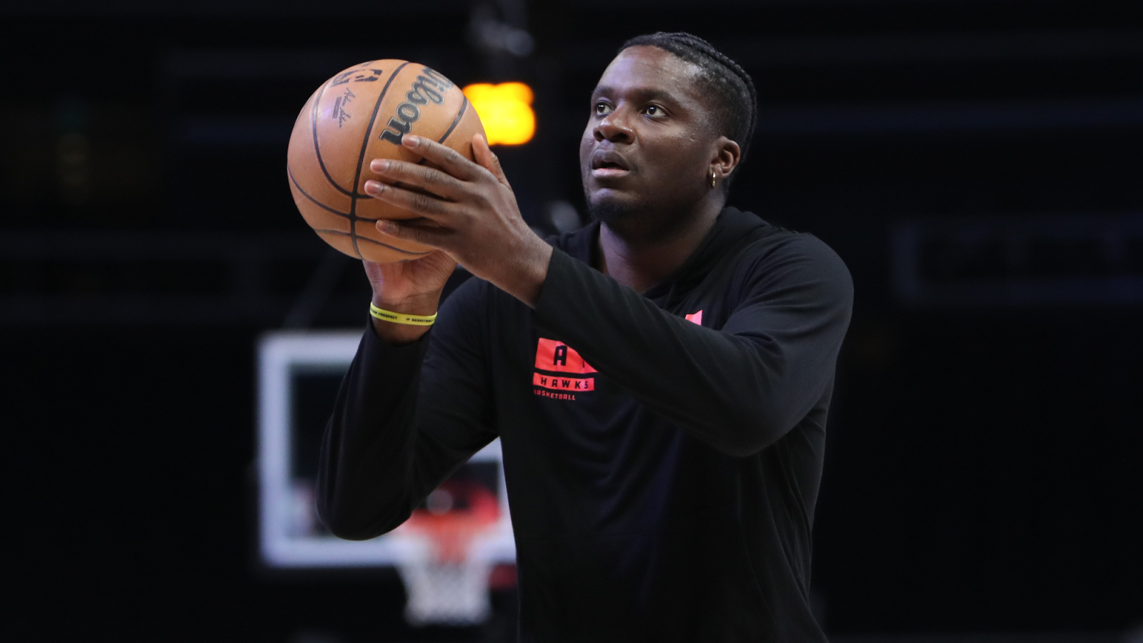 Clint Capela agrees to three-year contract with Rockets | Yardbarker