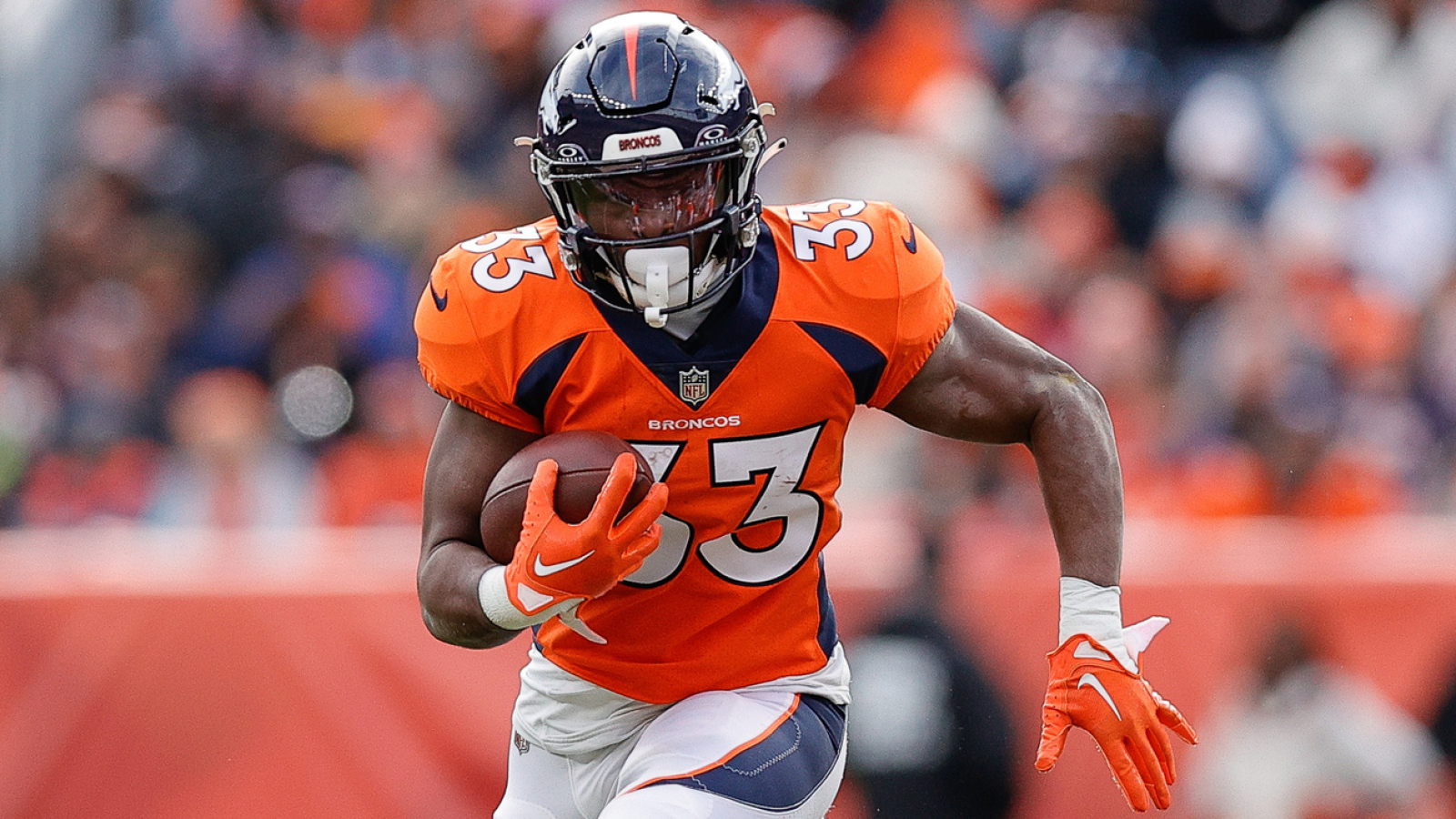 Broncos RBs Javonte Williams, Samaje Perine competing for one spot ...