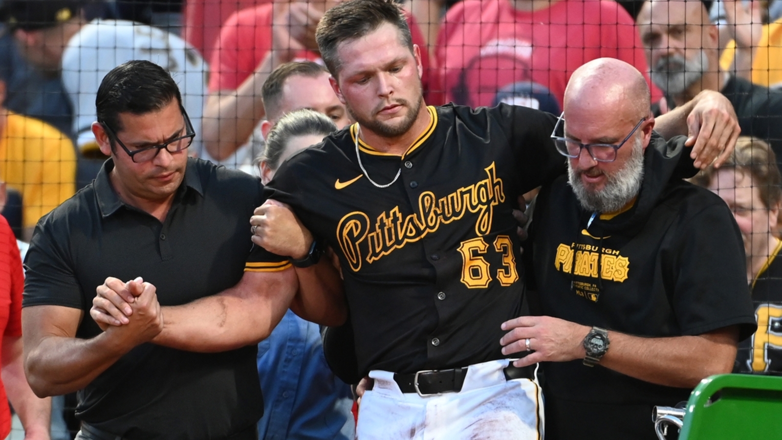 Pirates reliever Hunter Stratton ruptures left patella tendon | Yardbarker