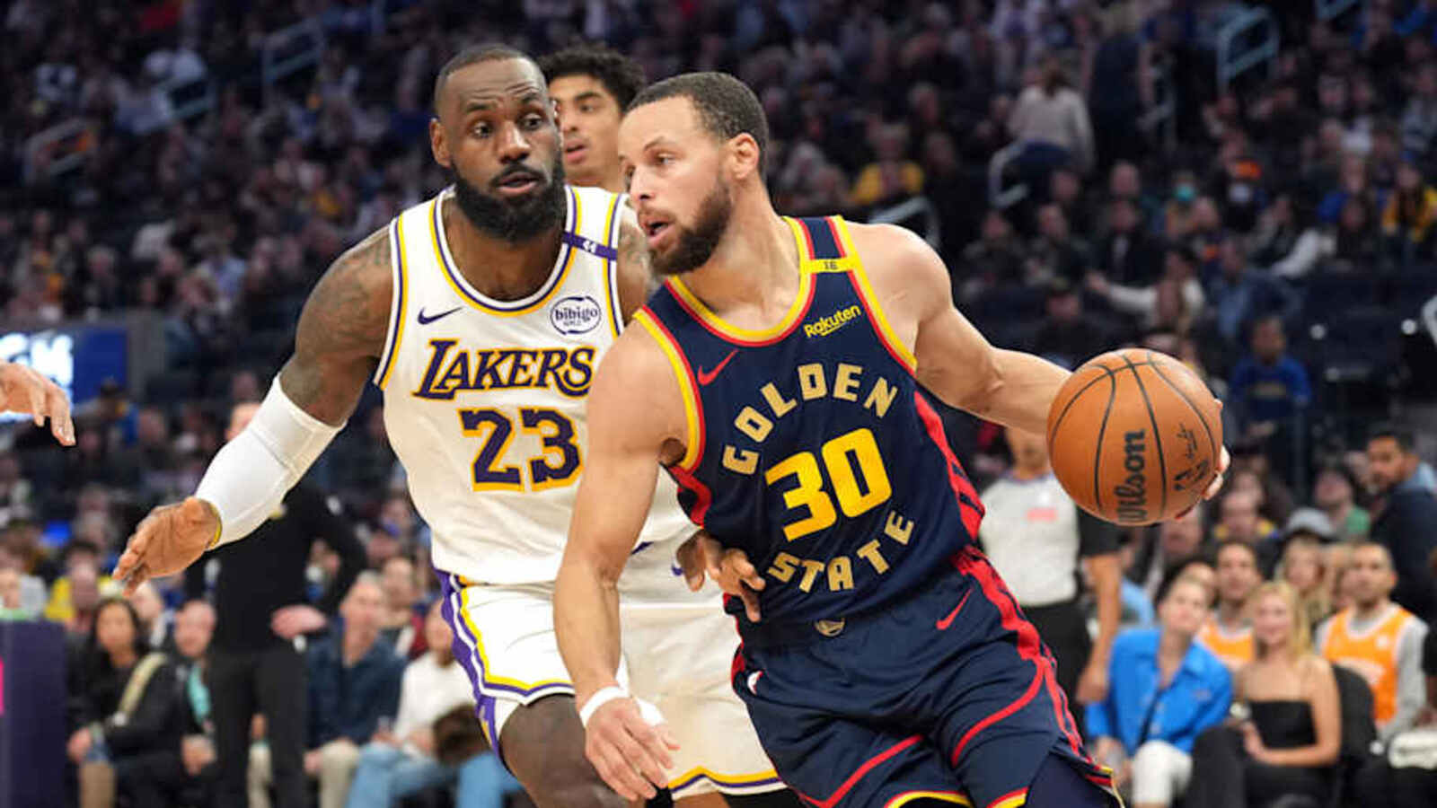 Warriors' Steph Curry Trolls Lakers' LeBron James | Yardbarker
