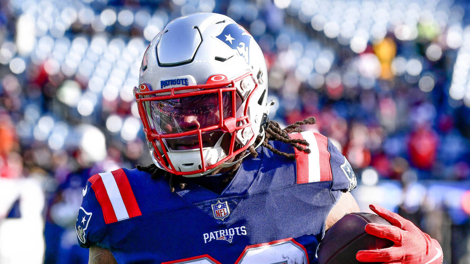 Patriots playing it safe with standout RB | Yardbarker