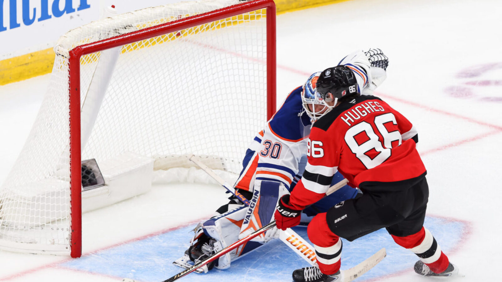Jack Hughes Scores Twice to Lift Devils 5-3 Over Oilers | Yardbarker