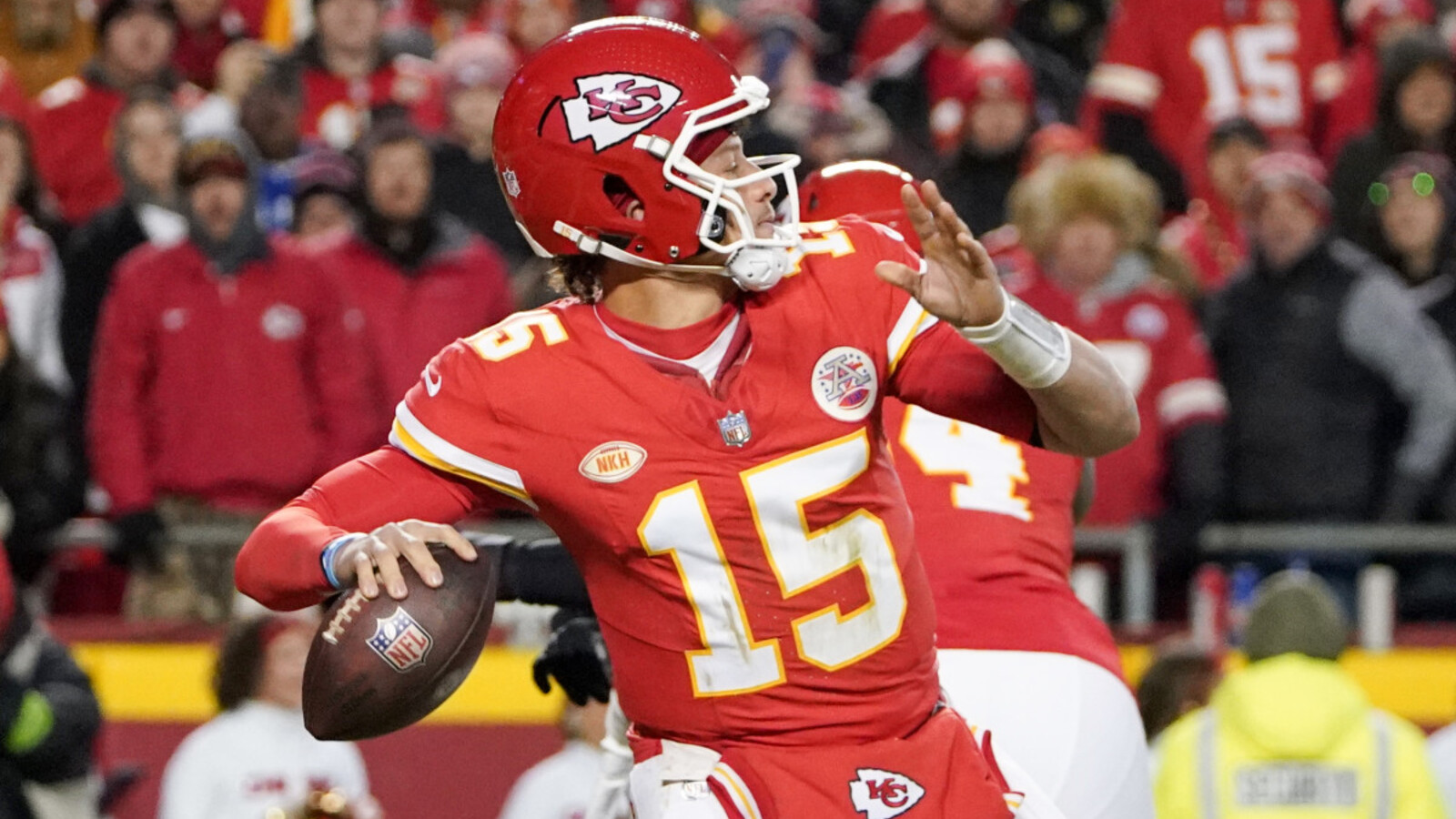 Chiefs' Patrick Mahomes had his best game throwing the deep ball since ...