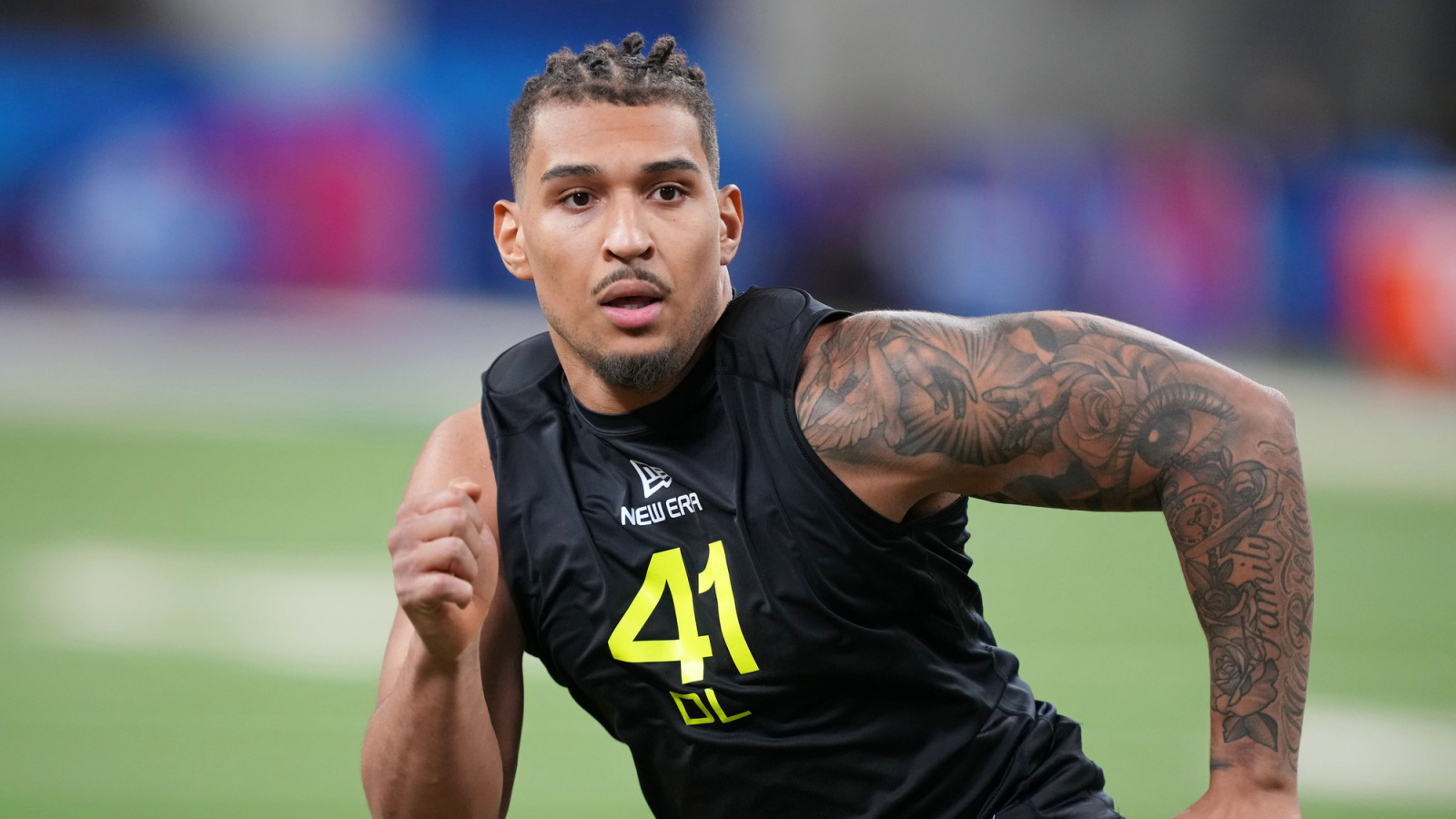 Jets trade up, draft edge-rusher Tyler Baron | Yardbarker