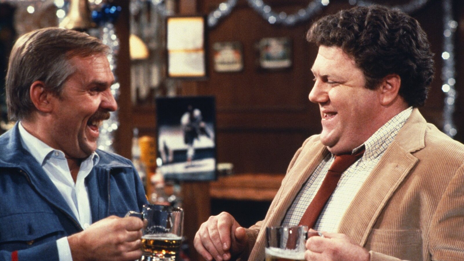 The 20 best bars and restaurants from beloved sitcoms | Yardbarker